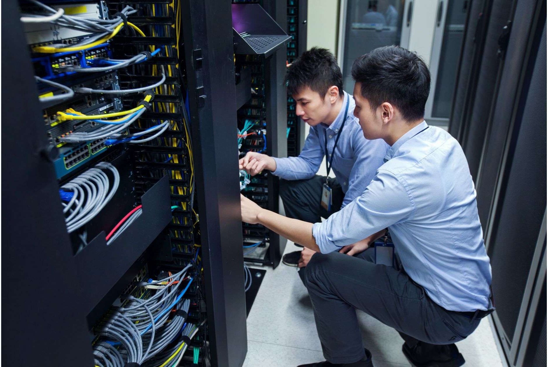 Demystifying Cloud Computing: A Beginner's Guide Demystifying Cloud Computing: A Beginner's Guide